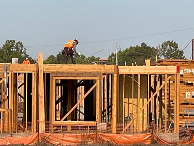 Six-Foot Rule Coming to Construction - | CAL-OSHA Reporter